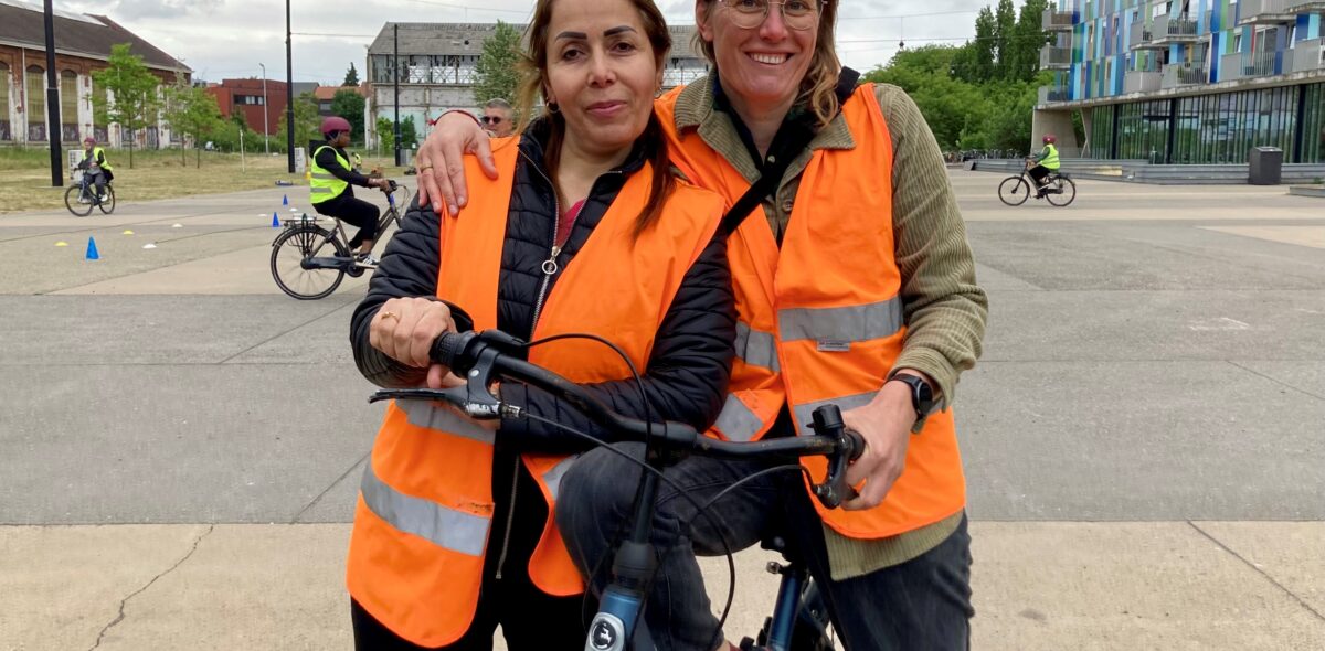 De Fietsschool leert ook volwassenen fietsen | Gezond Leven